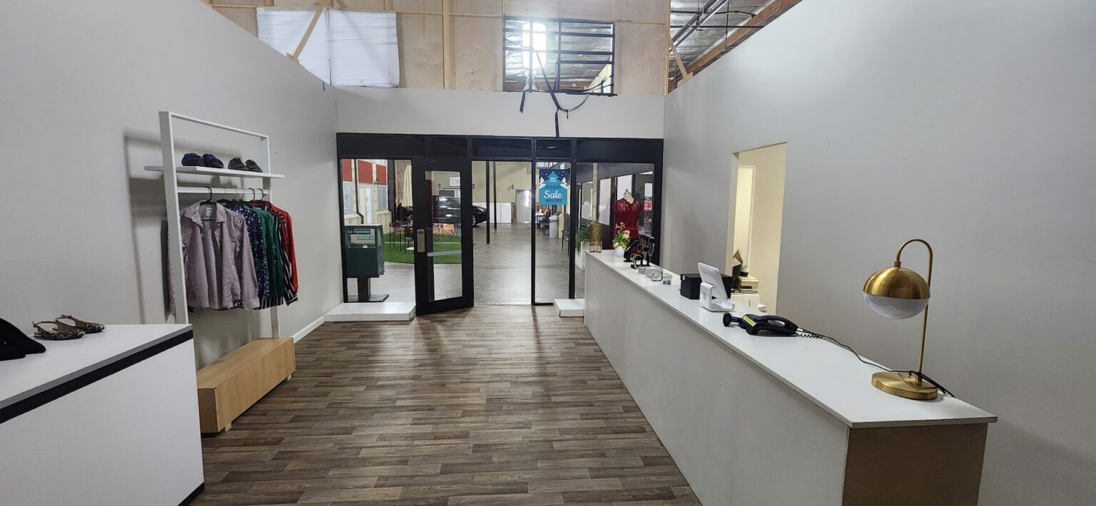 RETAIL CENTER – HIGH END RETAIL STORE – Changing Lives Productions